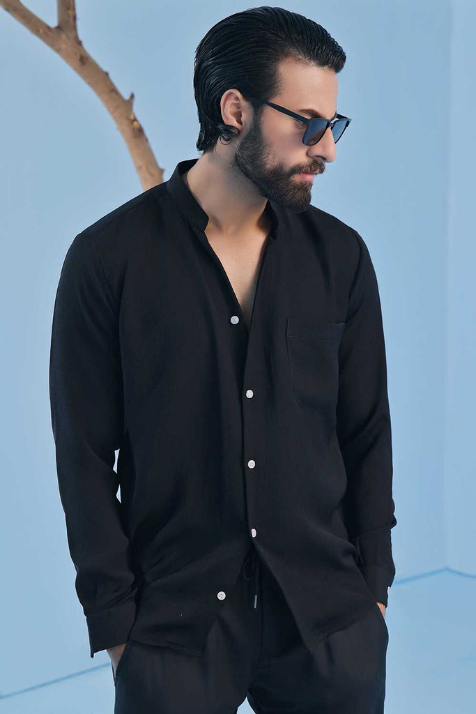 Black Seersucker Open V-Neck Collared Shirt | ZED